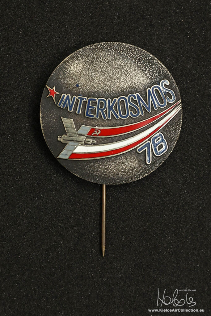 Gen. Mirosław Hermaszewski i program Interkosmos – Kielce Air Collection